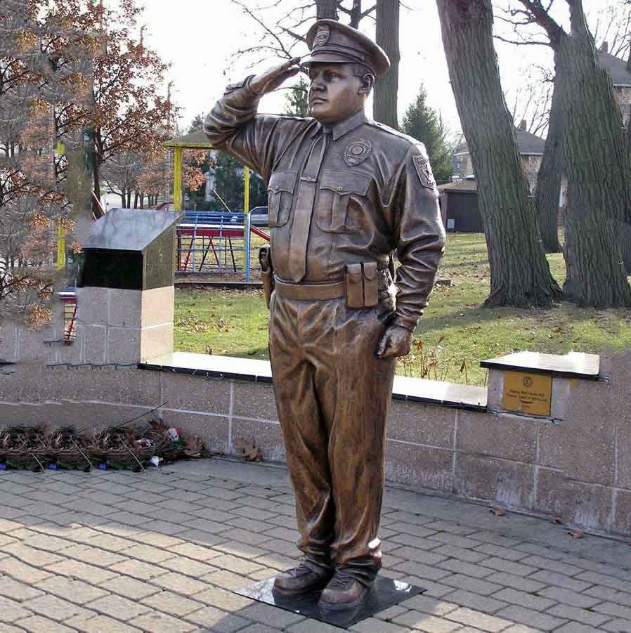 Big Bronze Policeman Garden Statue - salestatue