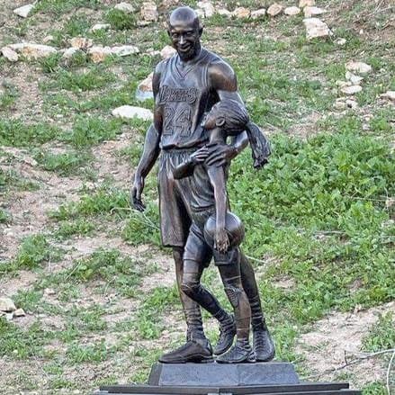 Custom Commemorate Kobe Bryant Sculpture - salestatue